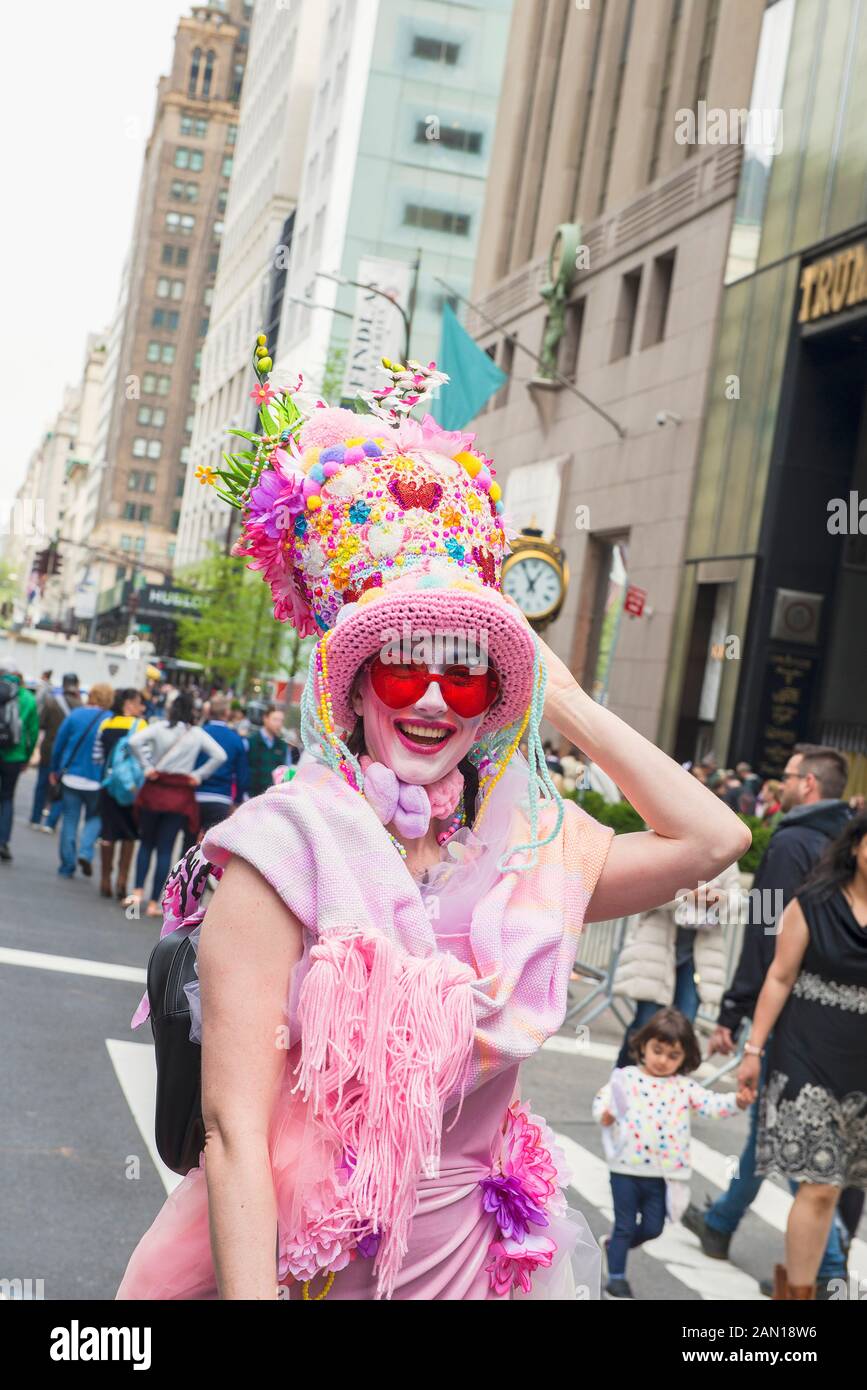 Easter bonnet parade hi-res stock photography and images - Alamy