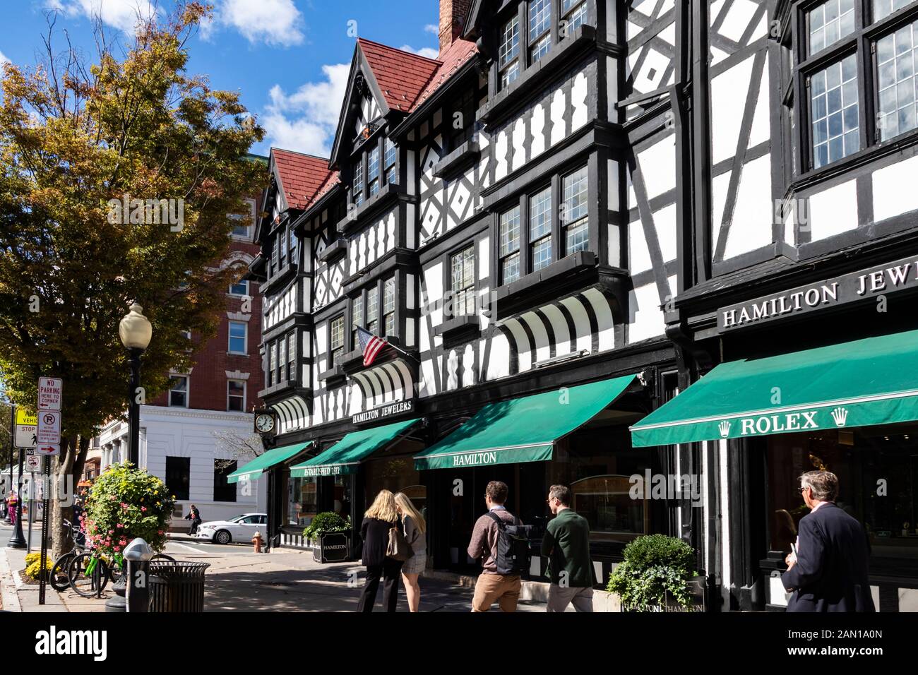 Tudor village hi-res stock photography and images - Alamy