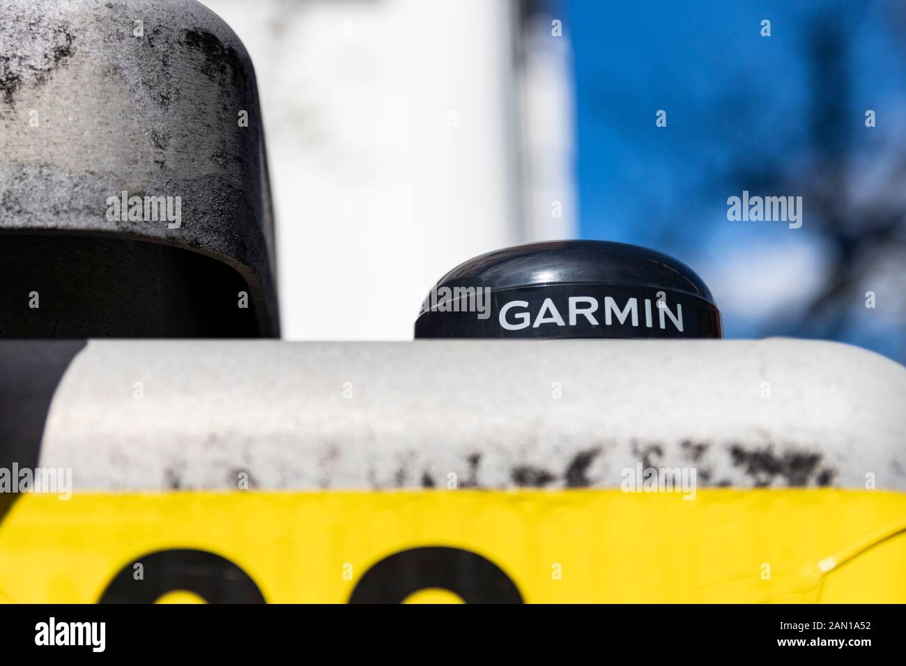 Garmin weather receiver and antenna mounted on streetlight electronics ...