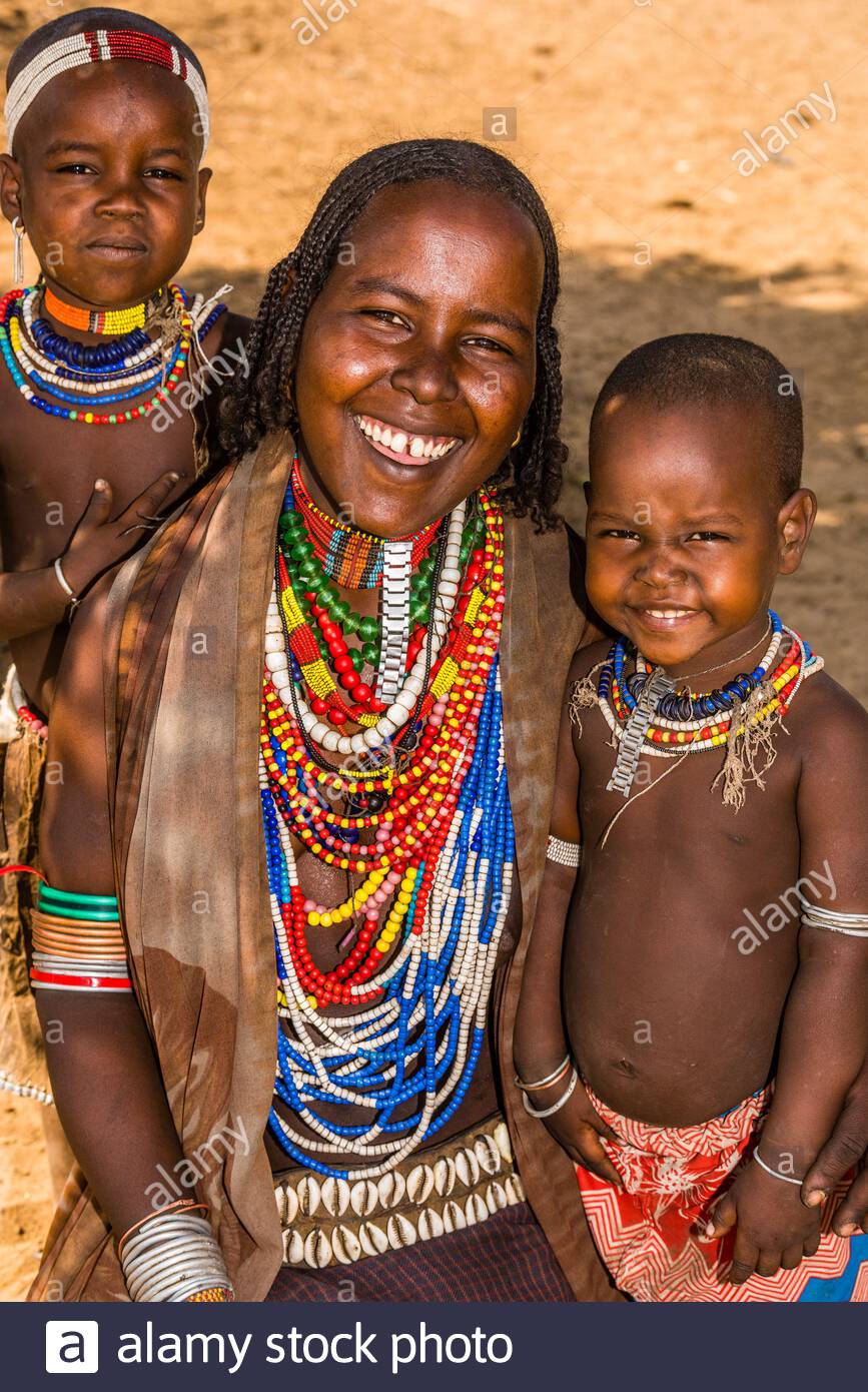 Arbore Girls High Resolution Stock Photography and Images - Alamy