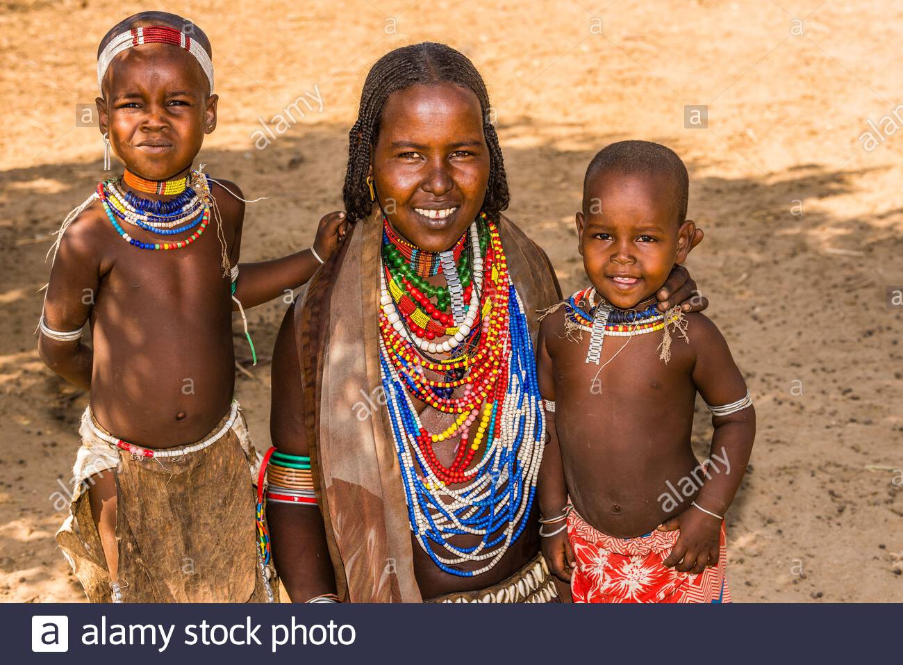 Arbore Girls High Resolution Stock Photography and Images - Alamy