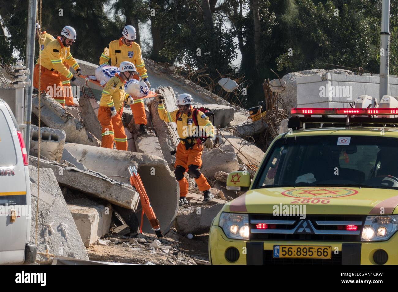 Idf base exercise hi-res stock photography and images - Alamy