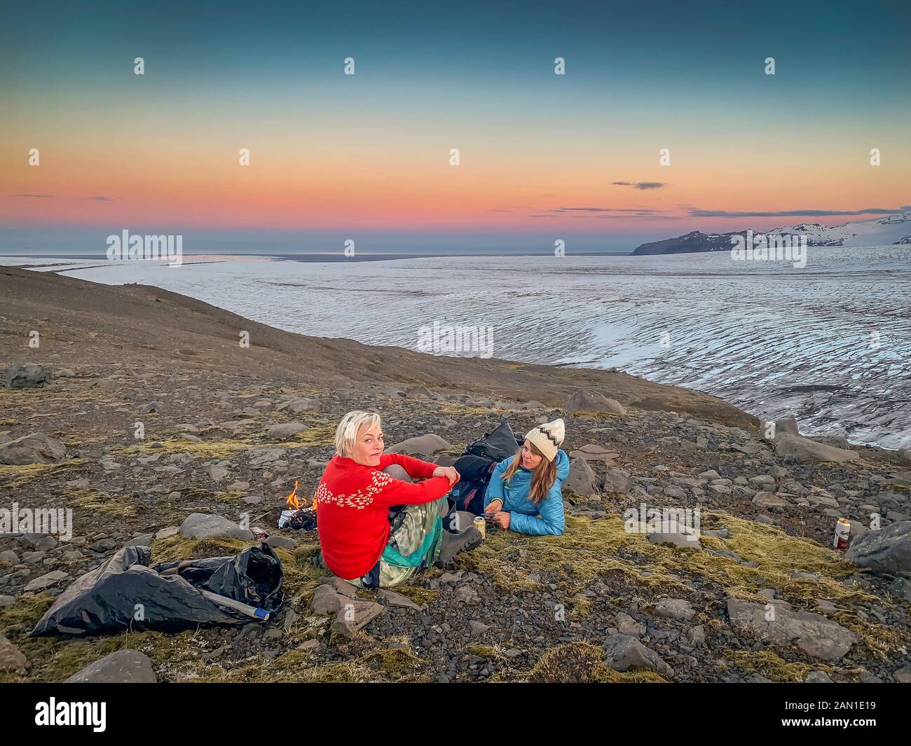 Female scientists taking a break, The Glaciological society spring ...