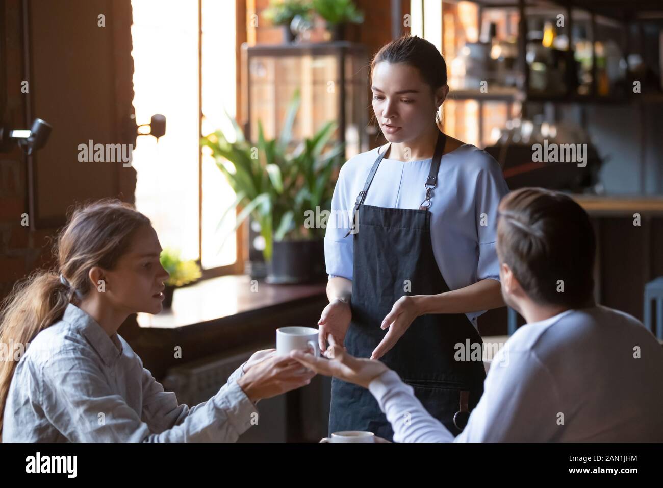 Angry couple restaurant hi-res stock photography and images - Alamy