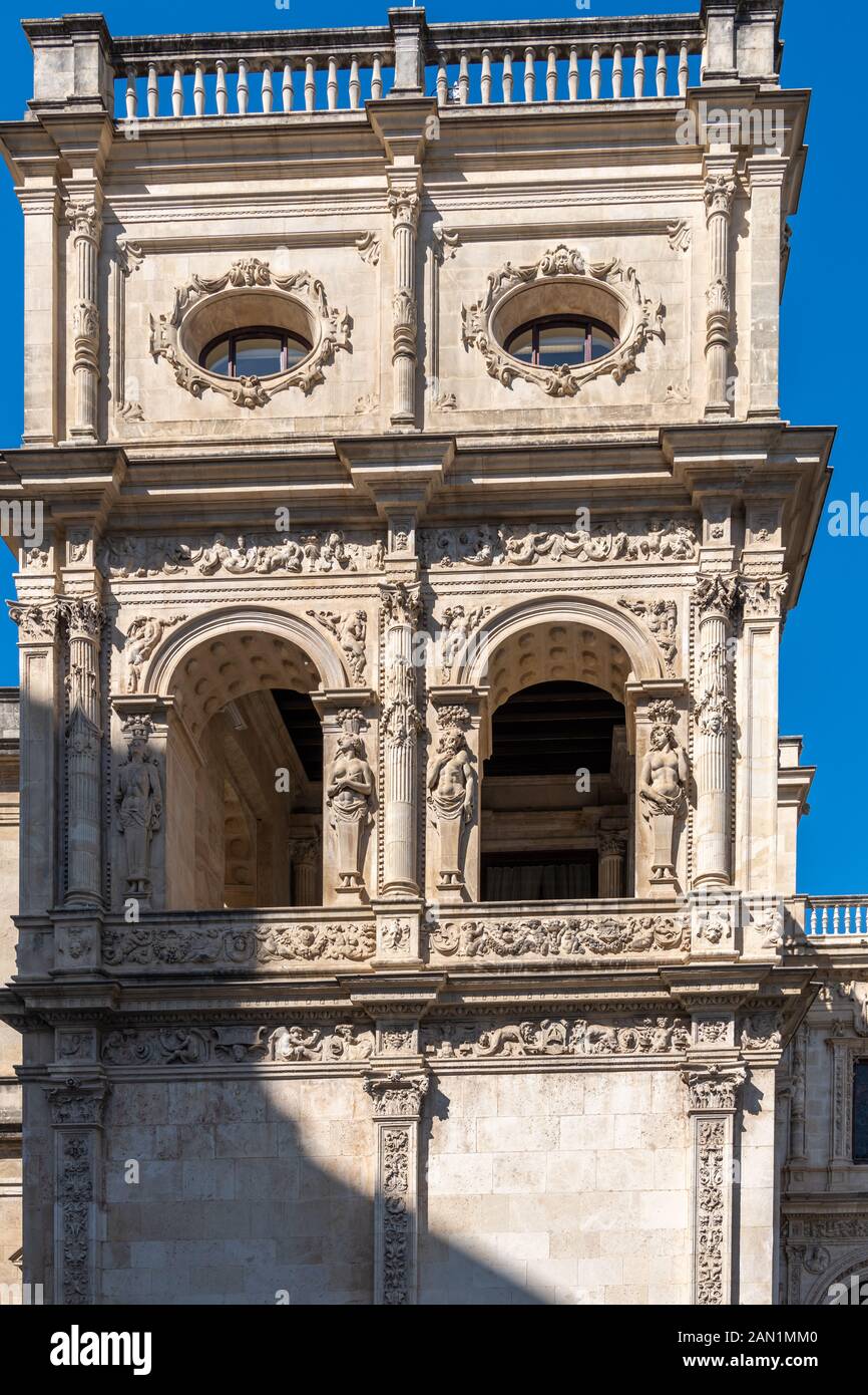 Plateresque hi-res stock photography and images - Alamy