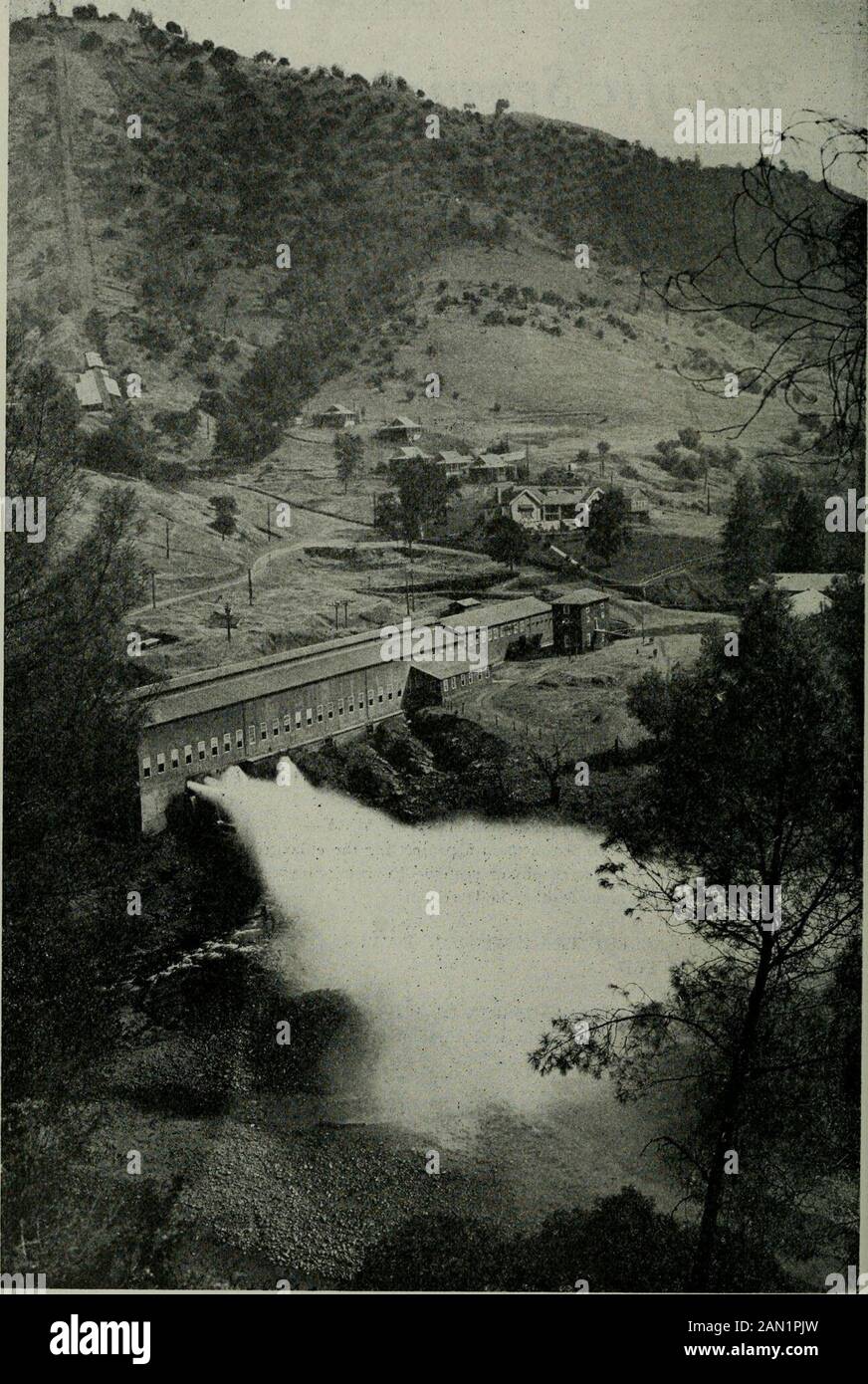 Pacific service magazine . ELECTRA POWER PLANT ON THE MOKELUMNE RIVER ...