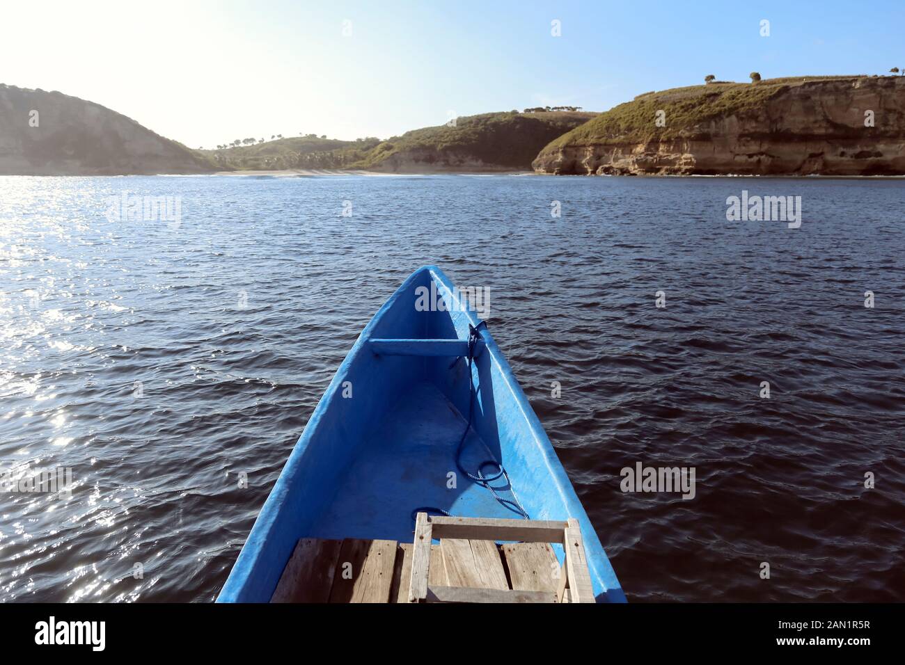 Boat floating in sea hi-res stock photography and images - Alamy