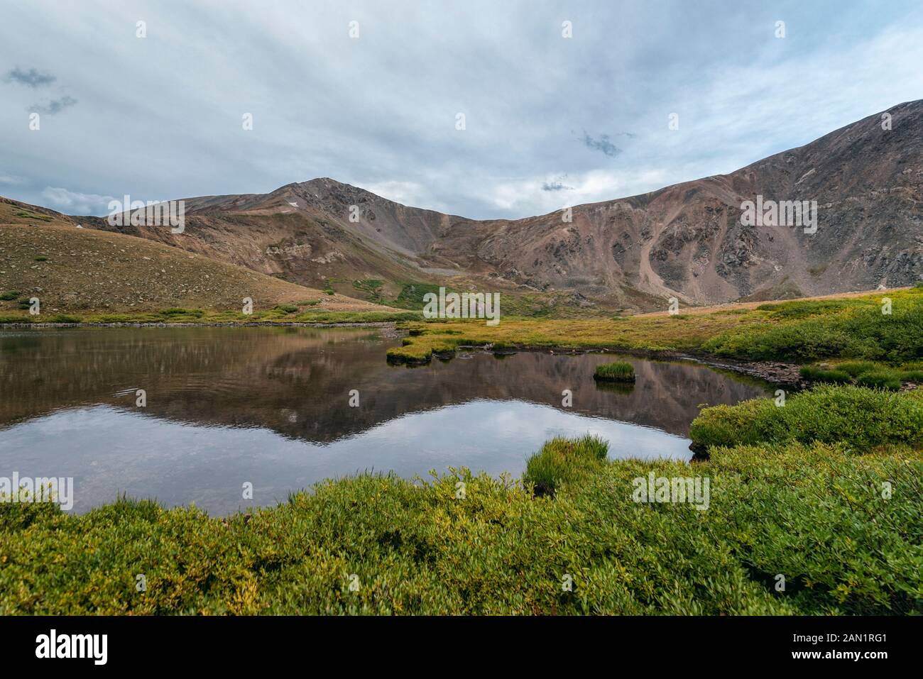 Shelf lake hi-res stock photography and images - Alamy