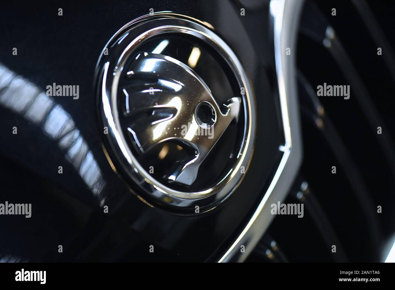 Vehicle Manufacturer Logos Stock Photo - Alamy