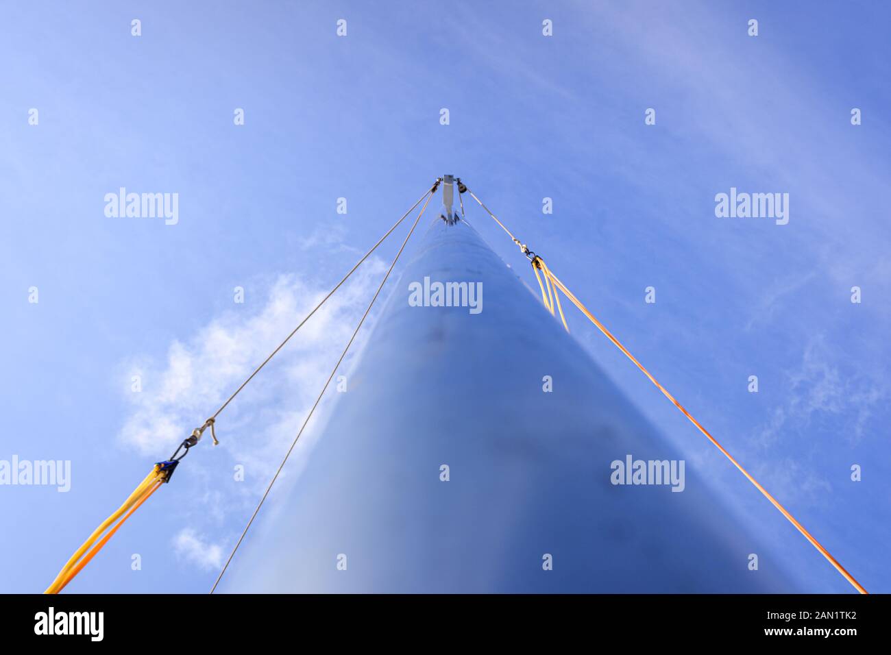 Main mast rigging of old sailing ship hi-res stock photography and ...