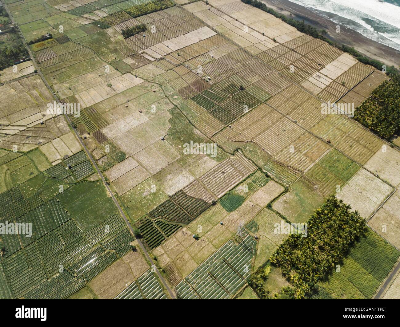 Ariel view of farm hi-res stock photography and images - Alamy