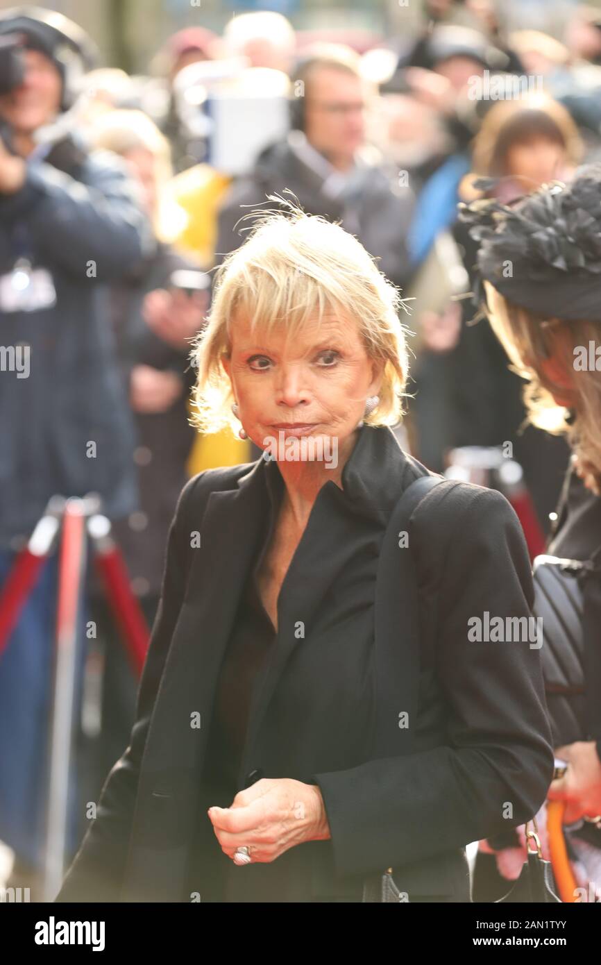 Uschi Glas, Trauerfeier für Jan Fedder, St. Michaelis, Englische Planke ...