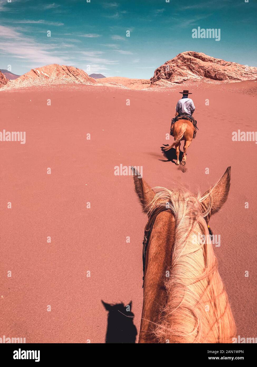 Riding through the desert hi-res stock photography and images - Alamy