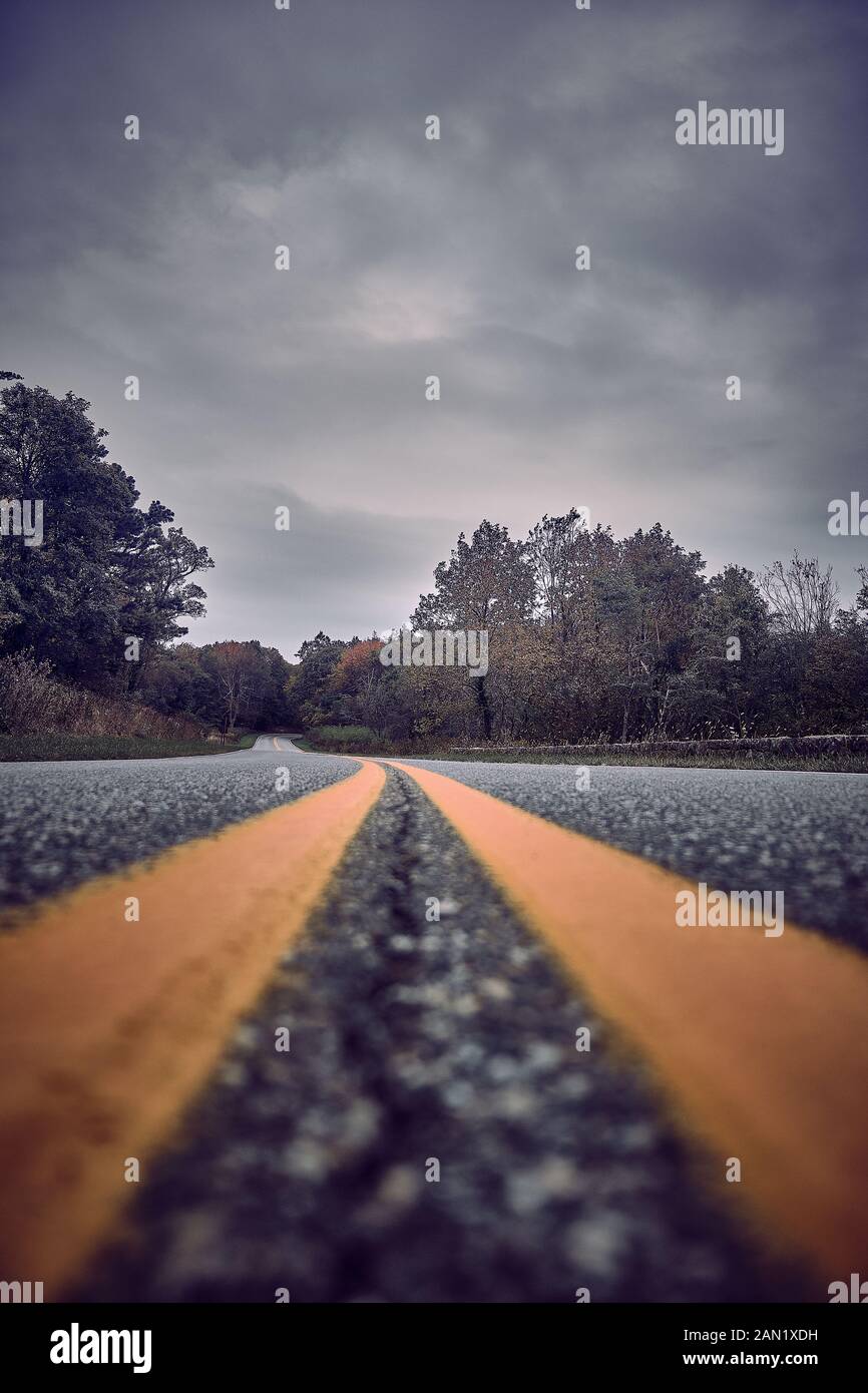 Car going nowhere hi-res stock photography and images - Alamy