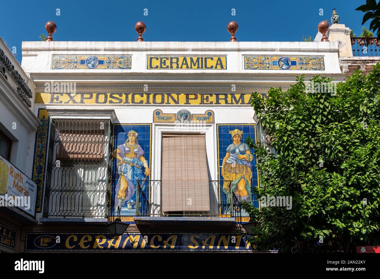 Ceramics factory hi-res stock photography and images - Alamy