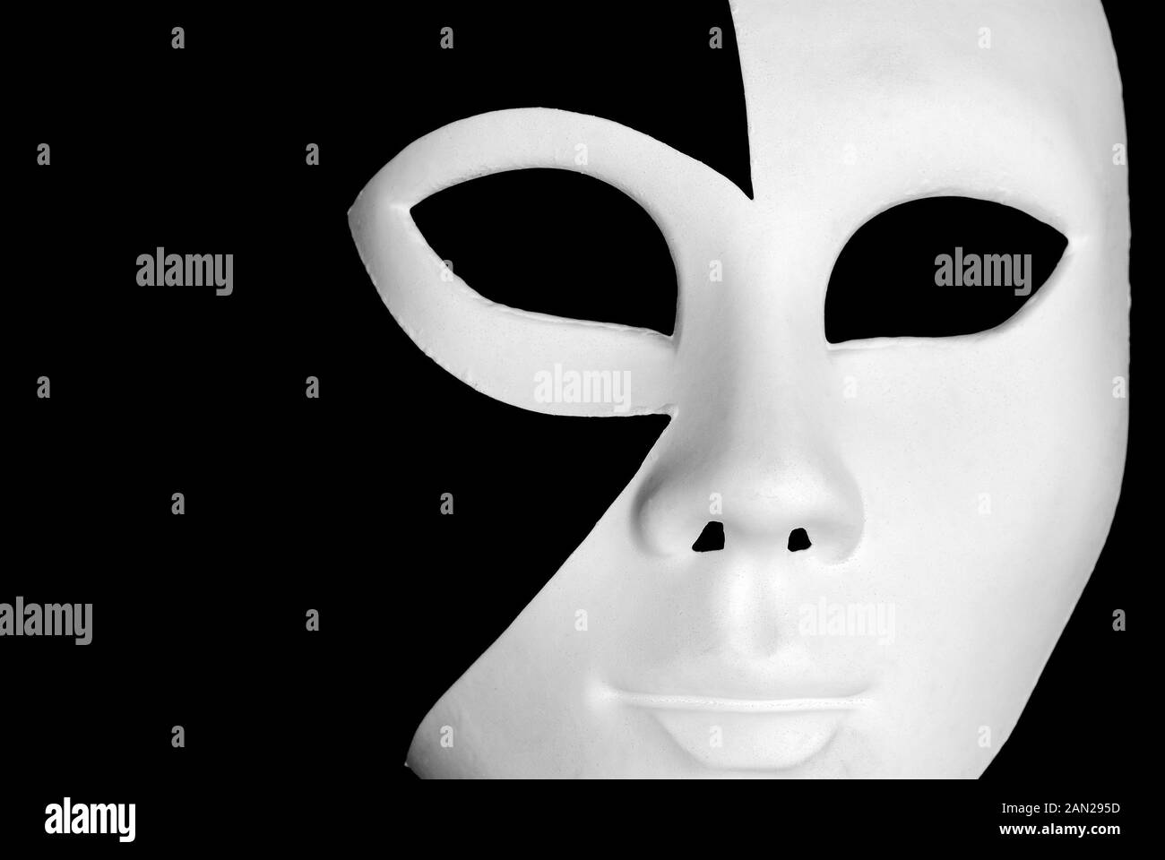 Woman venetian mask costume Black and White Stock Photos & Images - Alamy