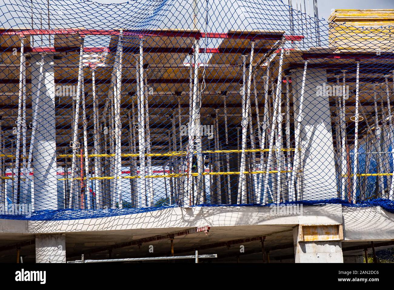 Struts on a construction site Stock Photo - Alamy