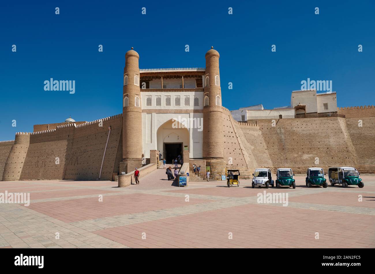 citadel and fortress The Ark, Gate and rampart, Bukhara, Uzbekistan ...
