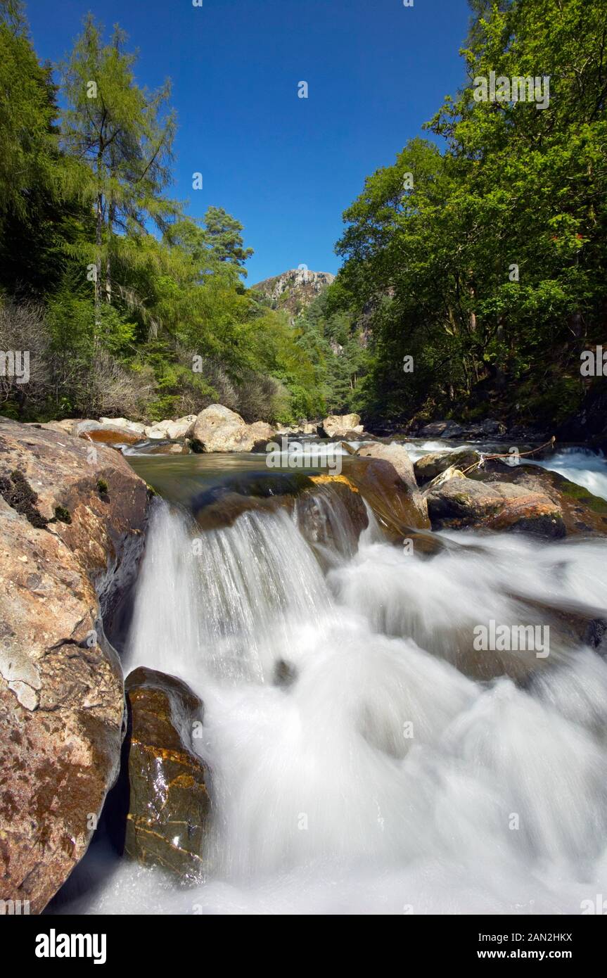 Aberglaslyn Gorge and River Glaslyn Aberglaslyn Pass, Snowdonia ...
