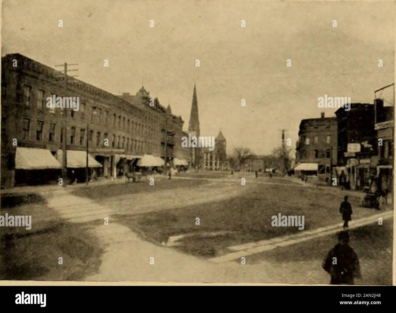 Class of 1902 Classbook . ELM STREET. MAIN STREET Stock Photo - Alamy