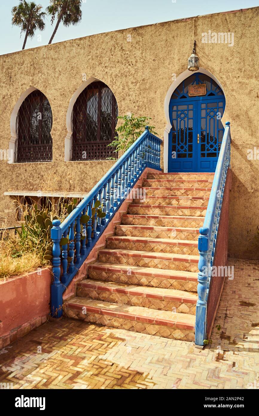 stairs and doors to a traditional Moroccan house Stock Photo - Alamy