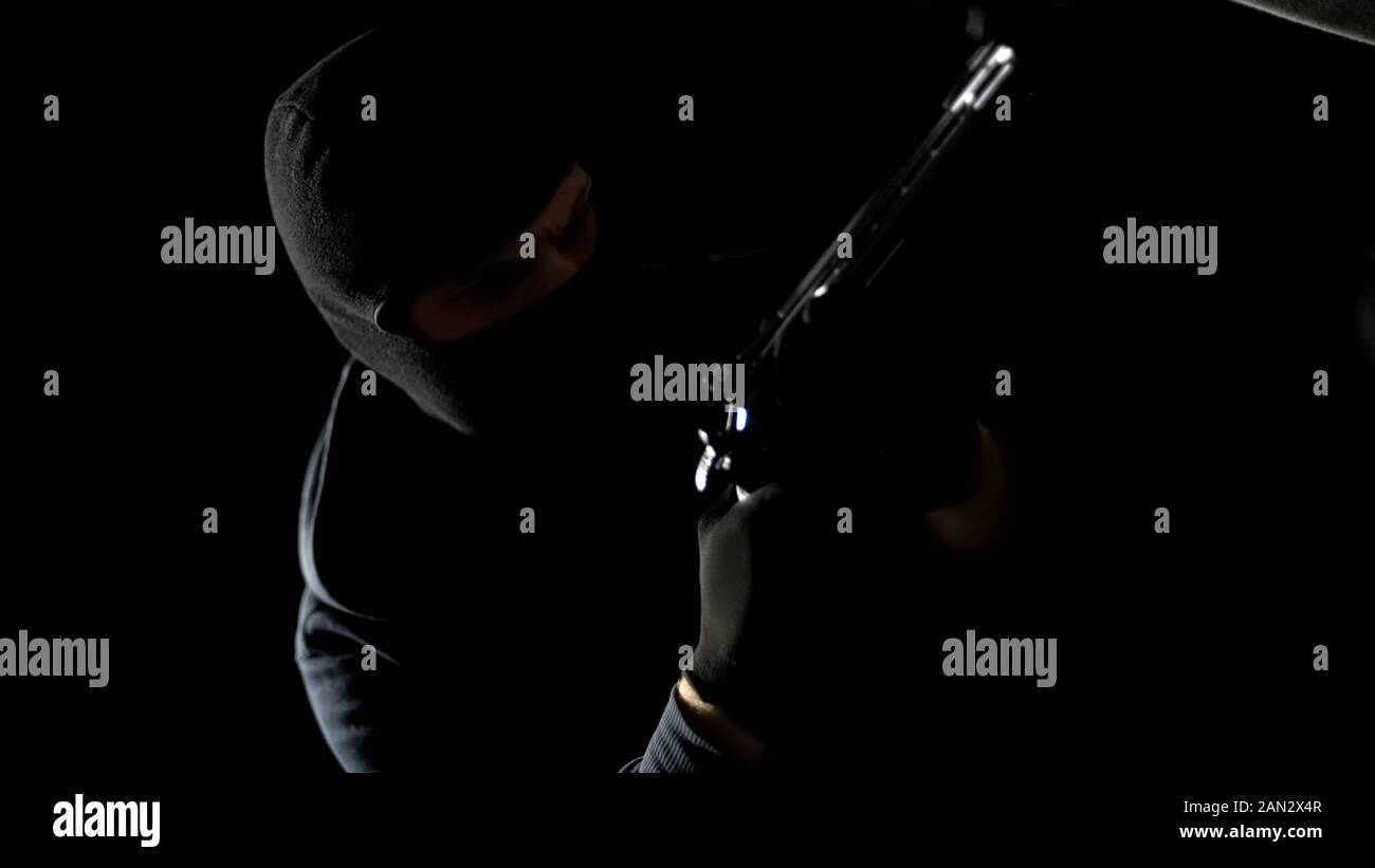 Carjacking hi-res stock photography and images - Alamy