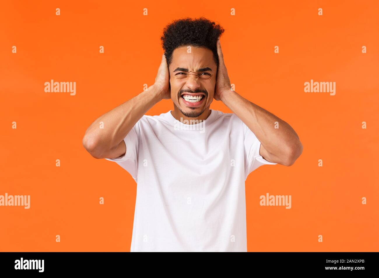 Unsatisfying hi-res stock photography and images - Alamy