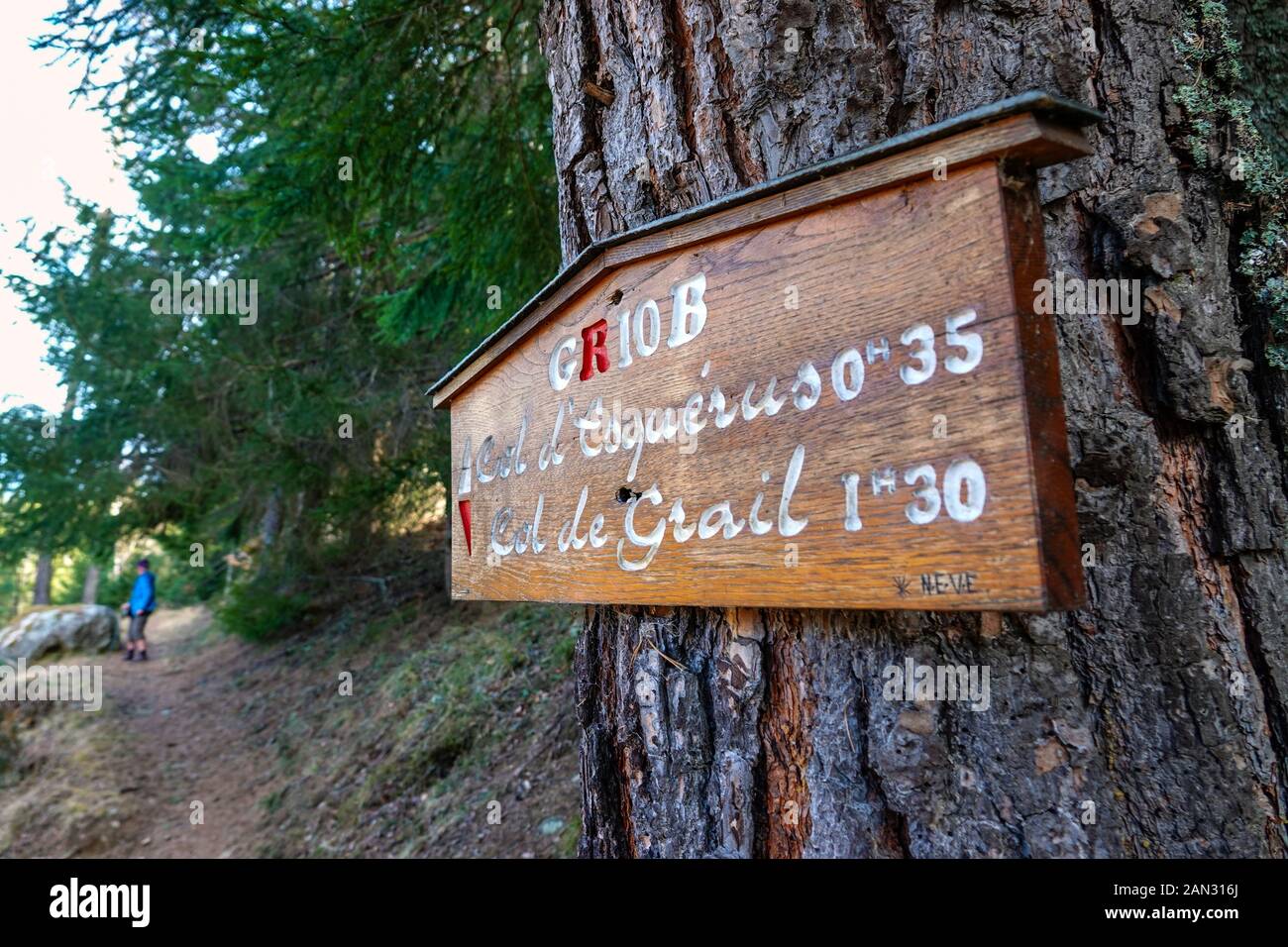 Wooden sign marking the gr10 long distance footpath hi-res stock ...