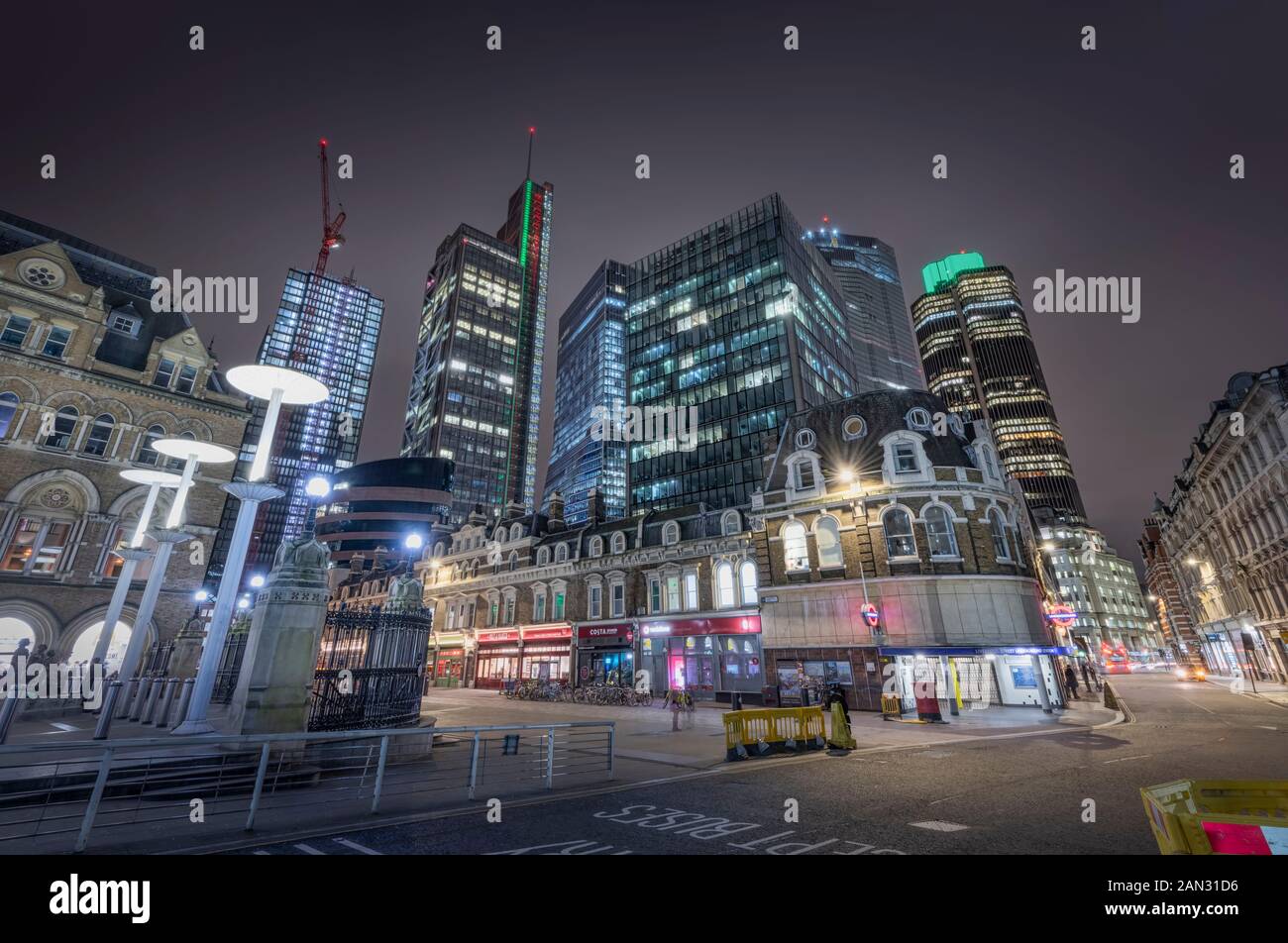 100 liverpool street hi-res stock photography and images - Alamy