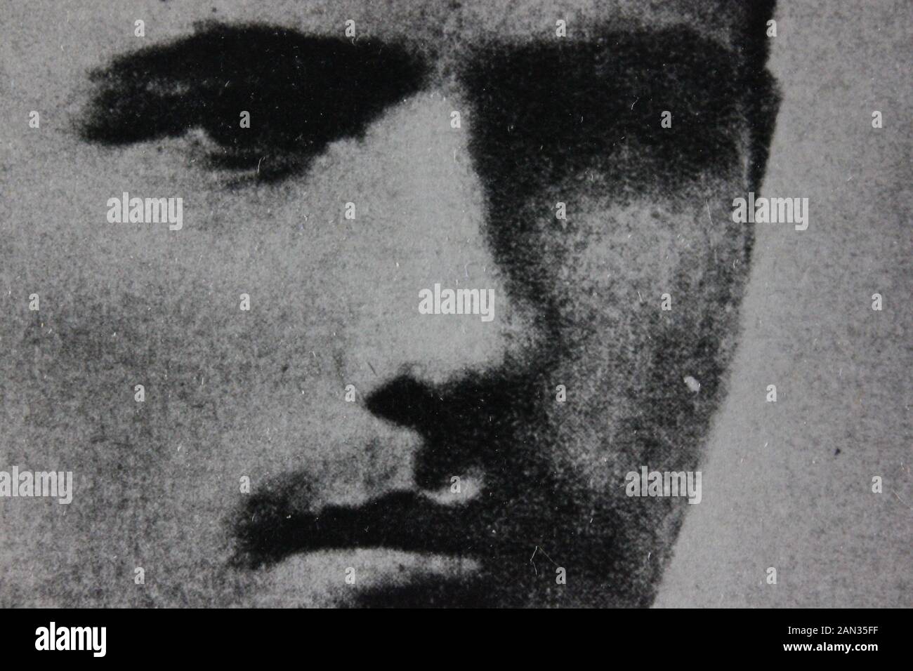 Good looking soldiers hi-res stock photography and images - Alamy