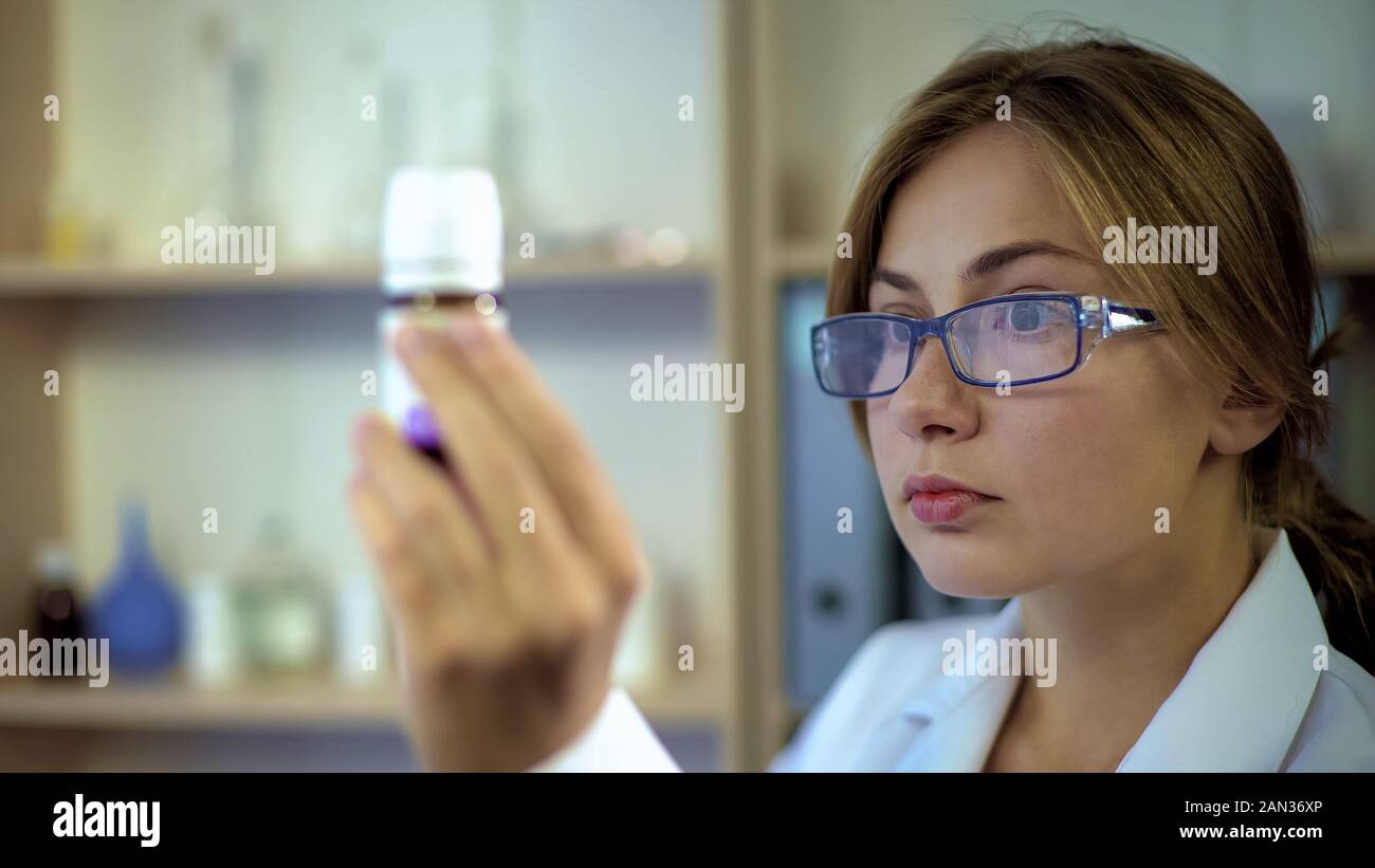 Checking ingredients hi-res stock photography and images - Alamy