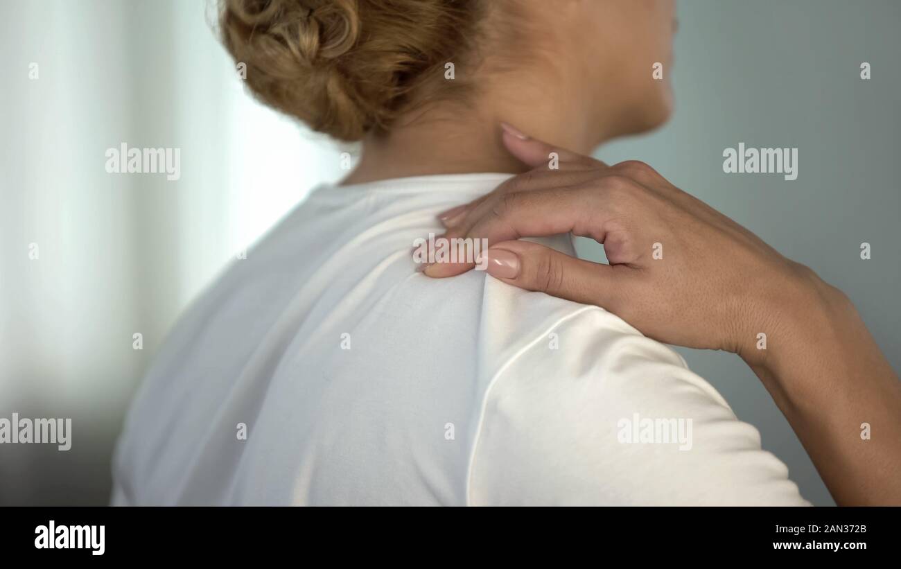 Pinched face hi-res stock photography and images - Alamy