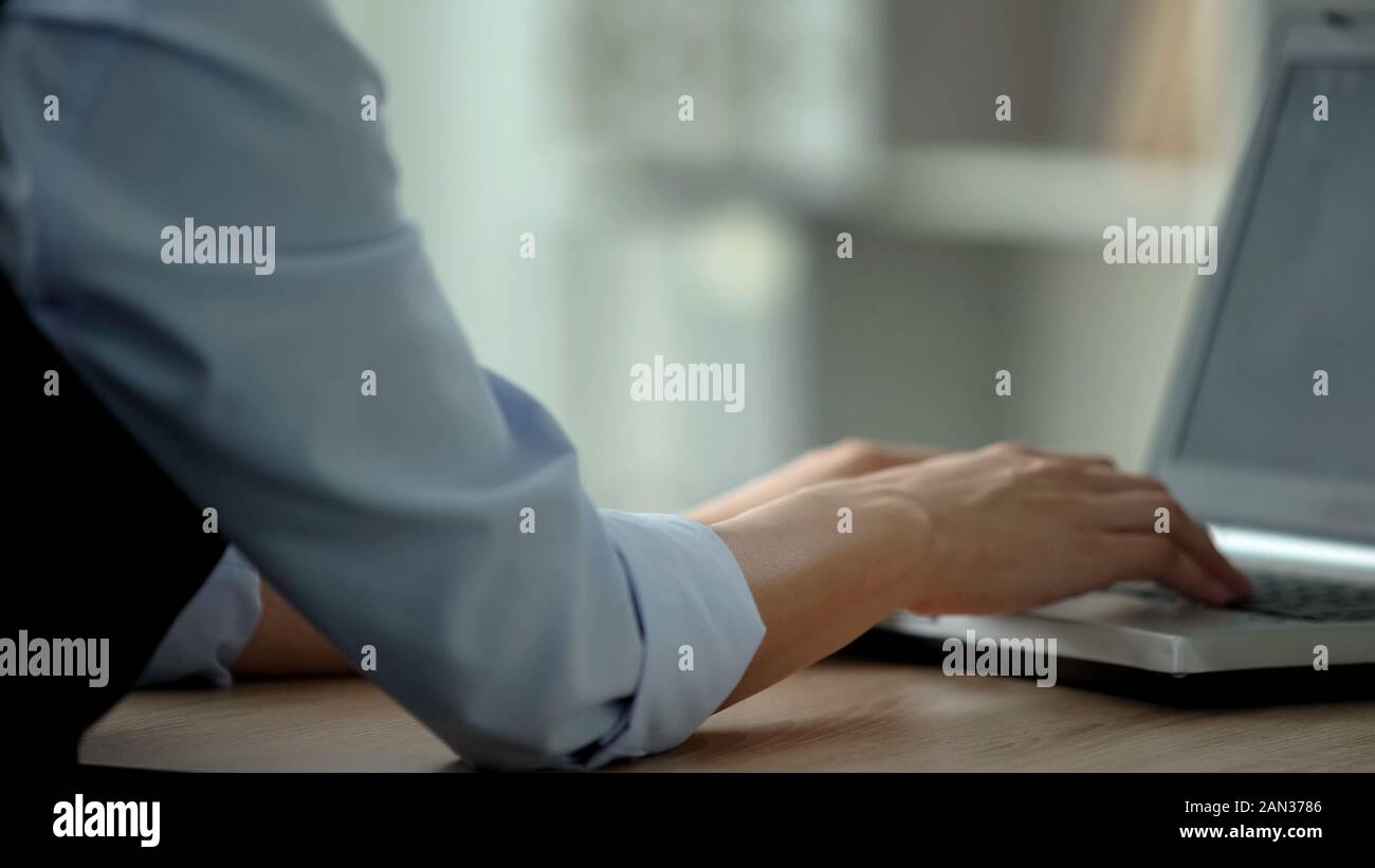 Female secretary working laptop hi-res stock photography and images - Alamy