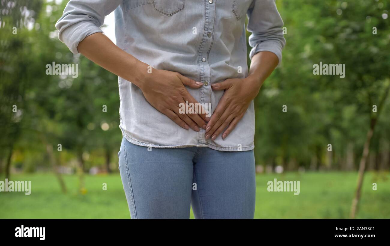 Lower abdominal pain hi-res stock photography and images - Alamy