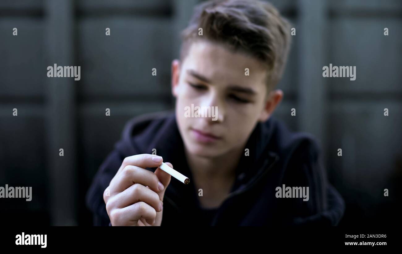 Bad decision making hi-res stock photography and images - Alamy