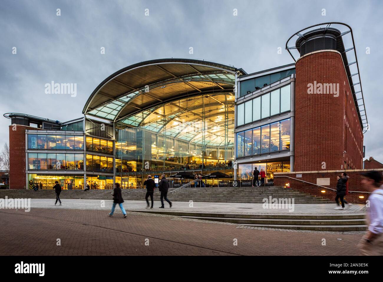 Forum Centre Norwich - Architects Hopkins Architects completed 2001 ...