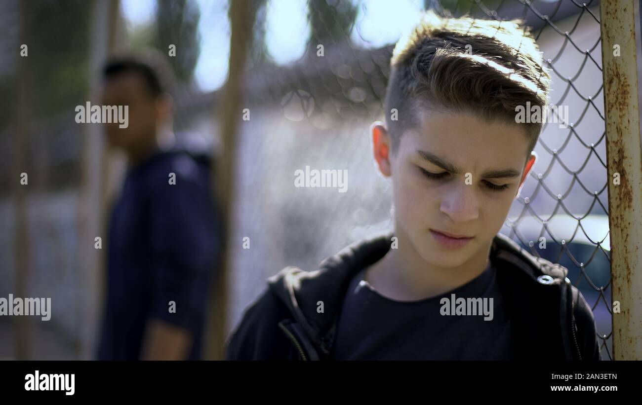 Lean leaning fence hi-res stock photography and images - Alamy