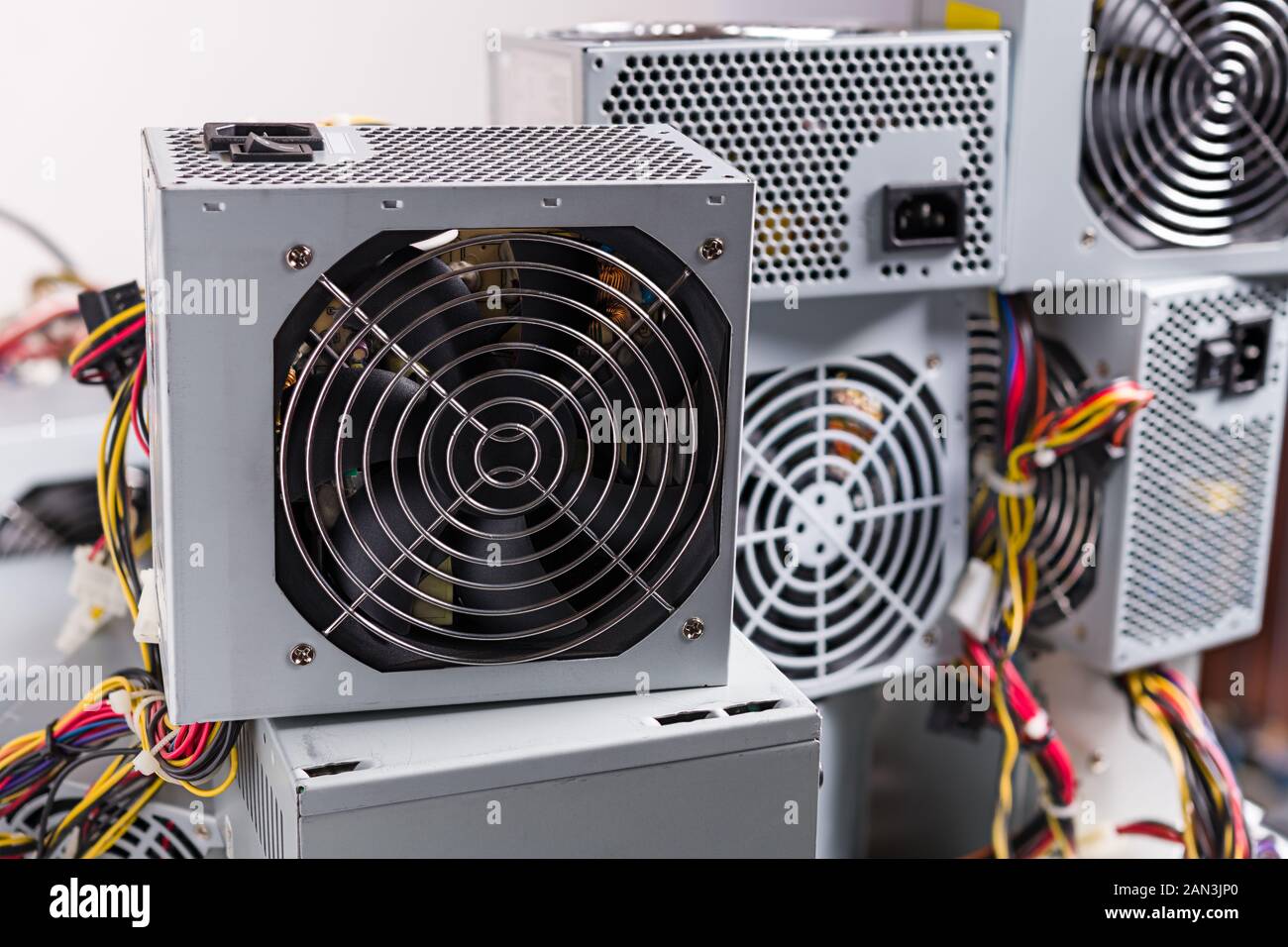 Tech garbage heap hi-res stock photography and images - Alamy