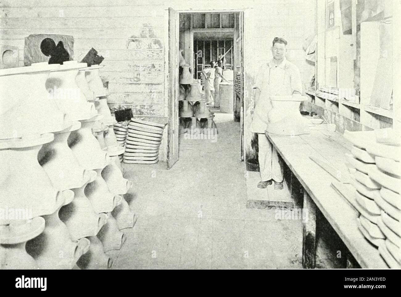 Inglaze hi-res stock photography and images - Alamy