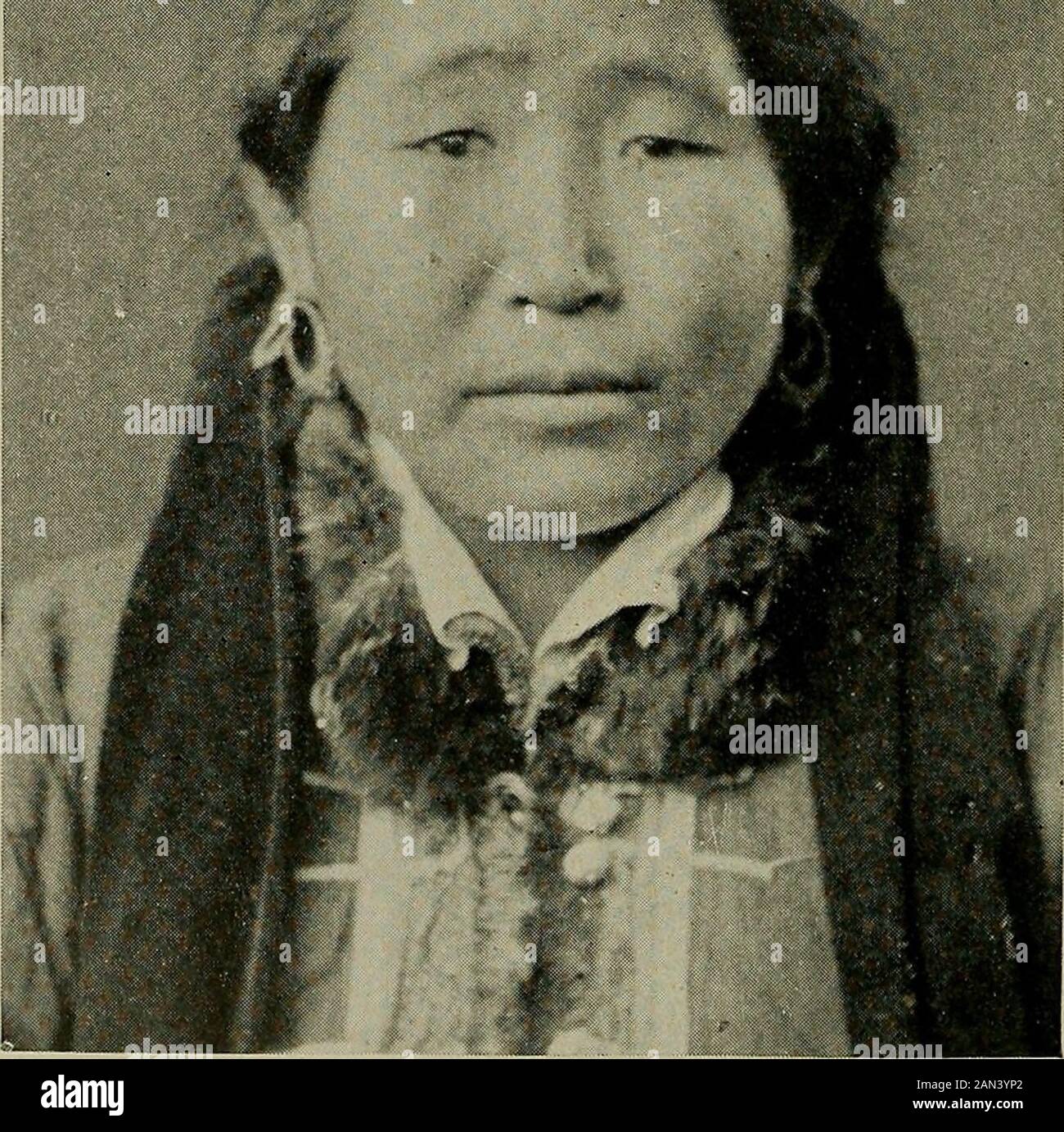 Cheyenne indian woman hi-res stock photography and images - Alamy