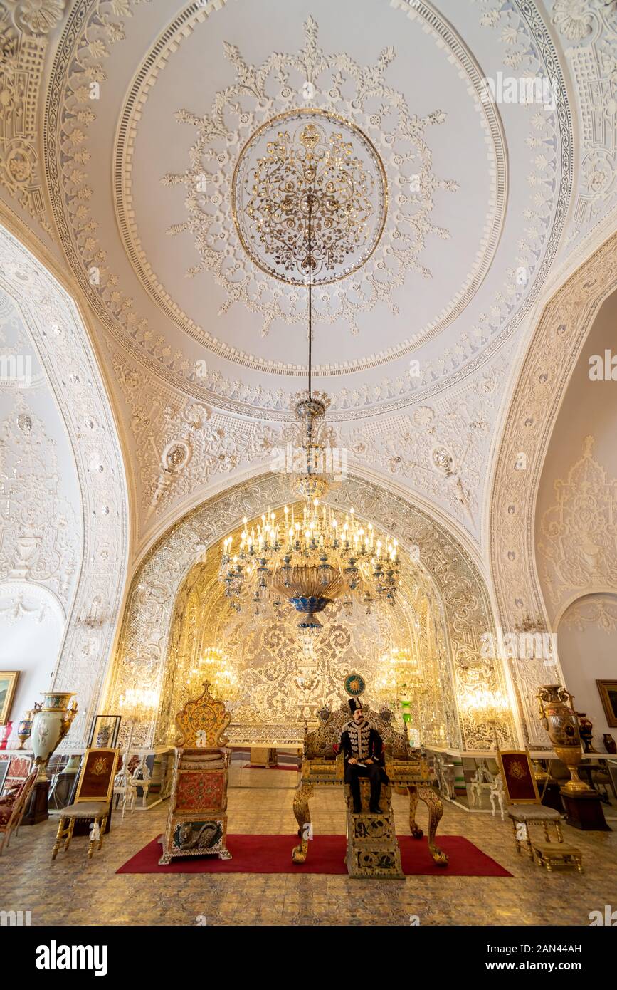 Peacock throne persia hi-res stock photography and images - Alamy