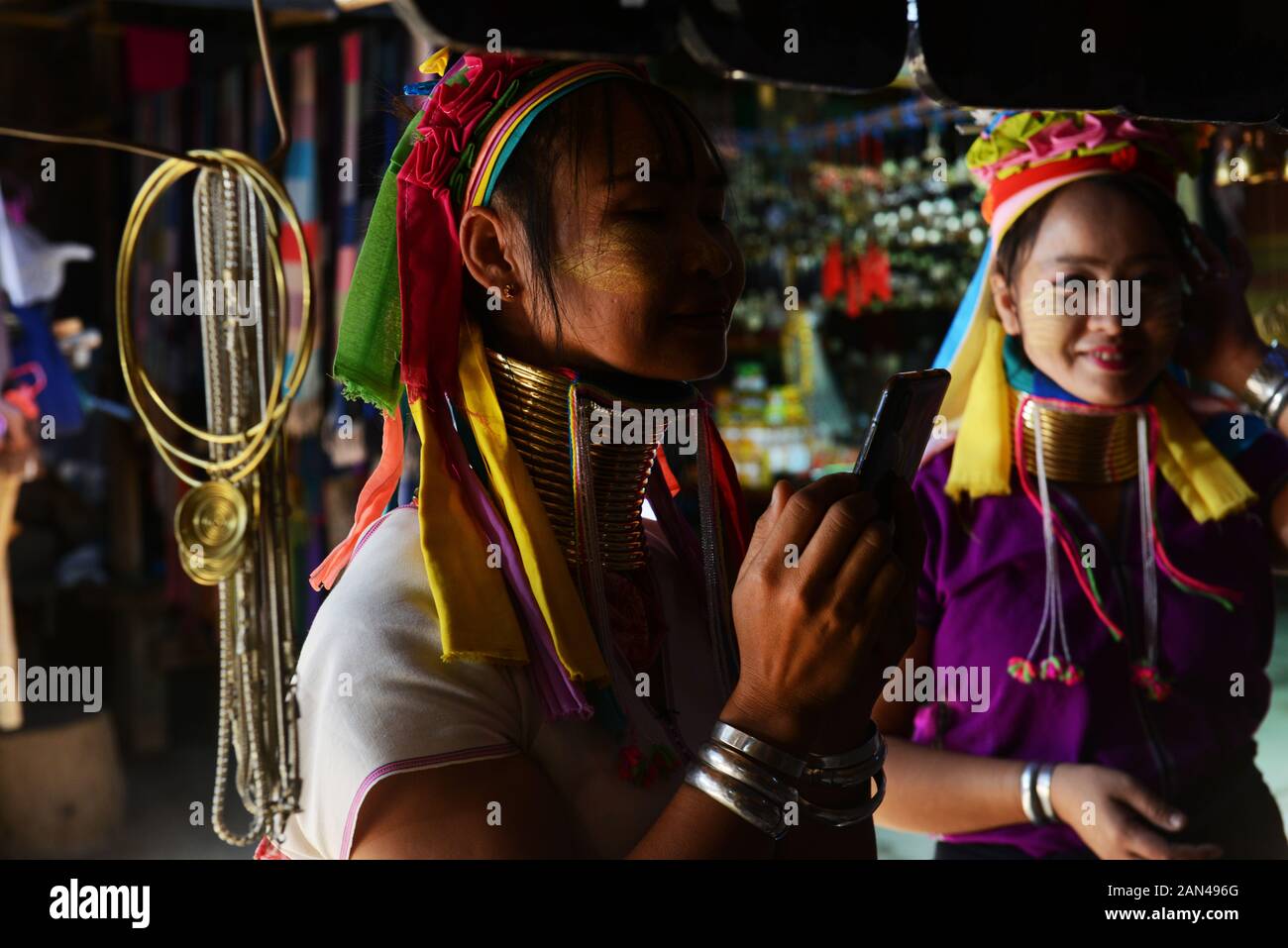 Kayan Padaung Long Neck Tribe High Resolution Stock Photography and ...