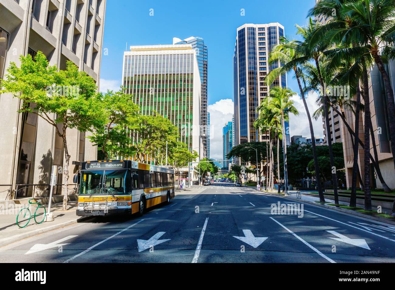Downtown honolulu hi-res stock photography and images - Alamy