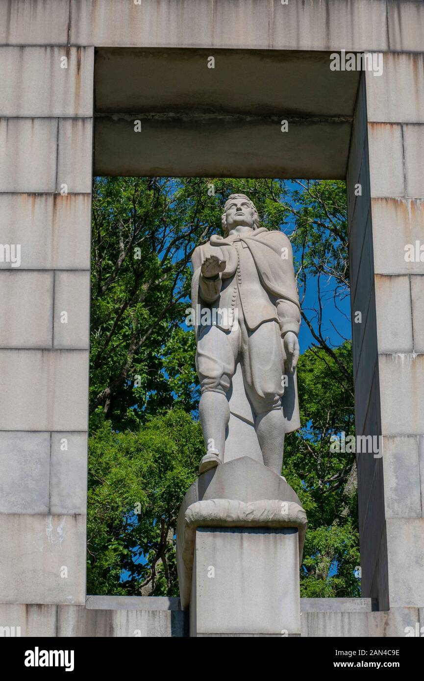 Roger Williams statue by Ralph Thomas Walker in Providence Rhode Island ...