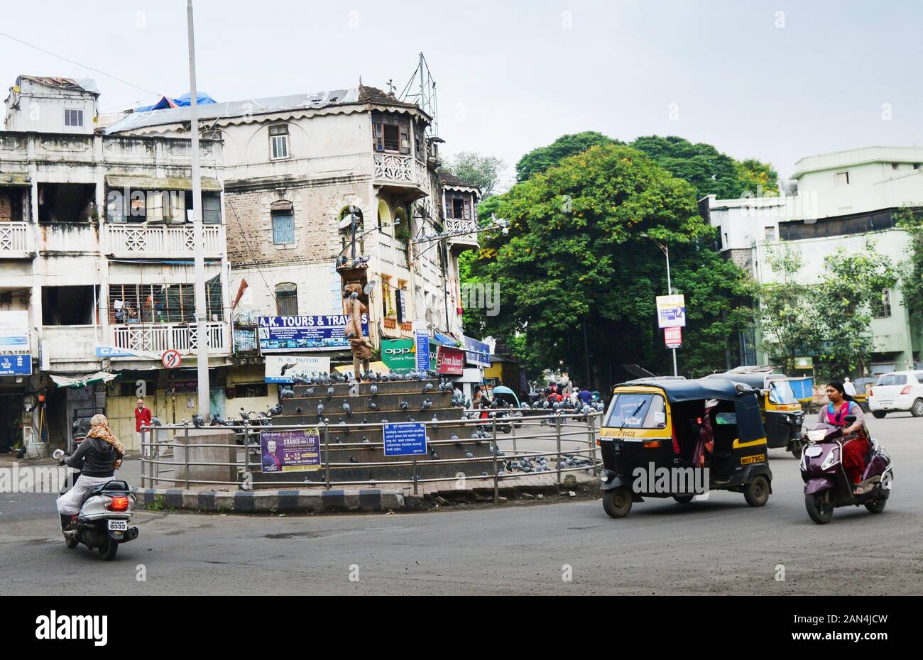 Chowk in pune hi-res stock photography and images - Alamy