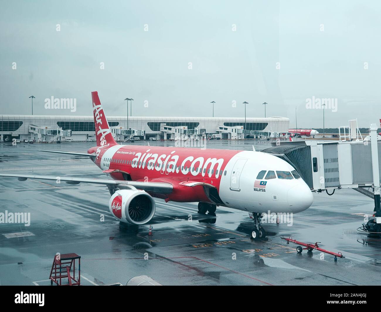 Passenger aircraft airbus a320neo hi-res stock photography and images ...