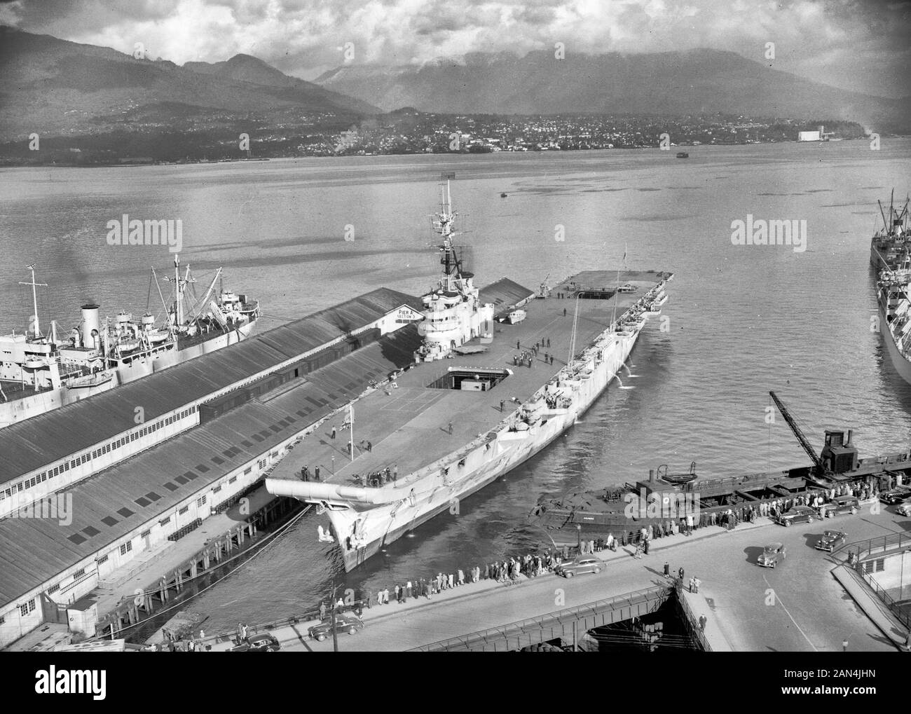 1940s hmcs warrior hi-res stock photography and images - Alamy