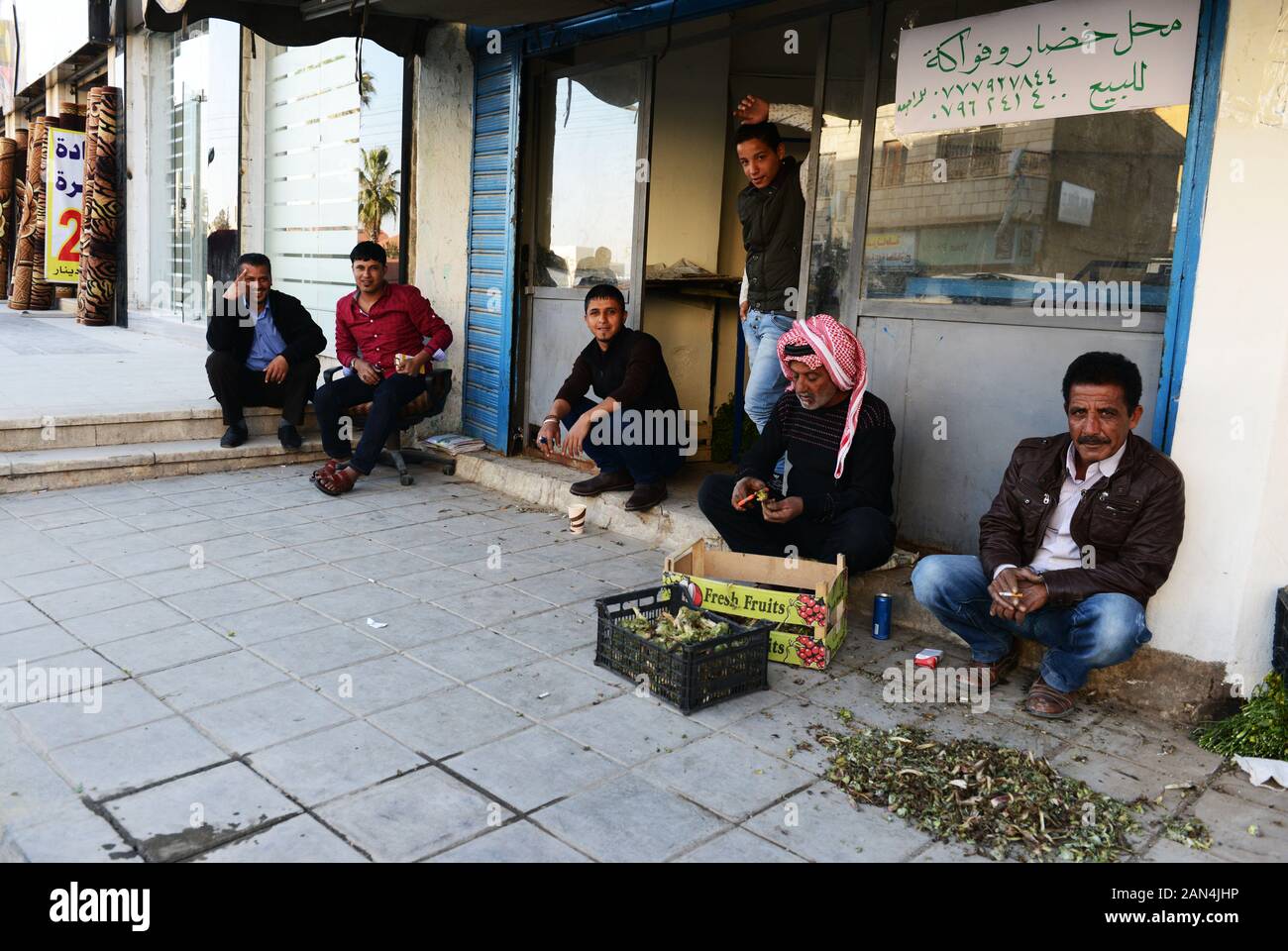 Jordanian men hi-res stock photography and images - Alamy