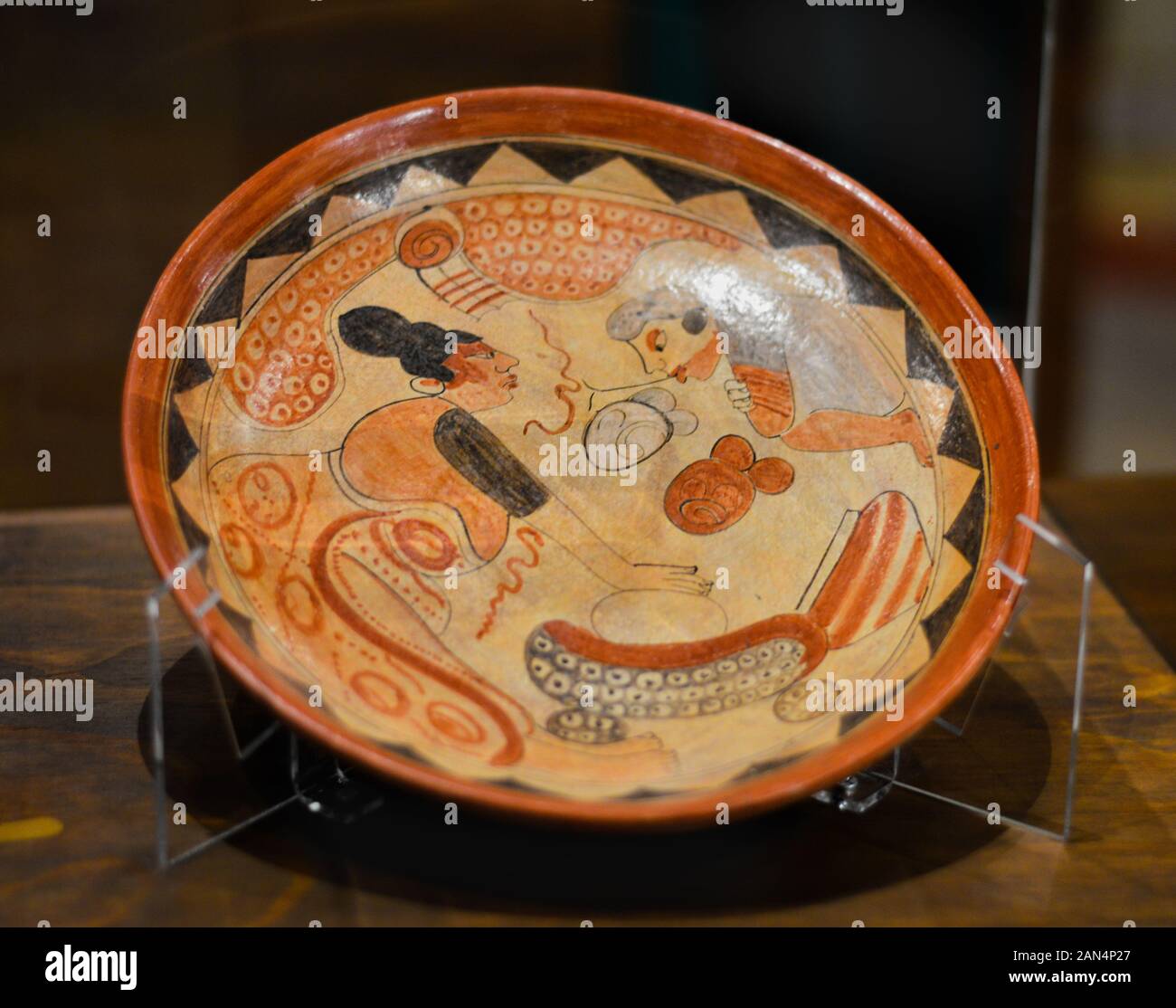 Grinding stone maize corn hi-res stock photography and images - Alamy