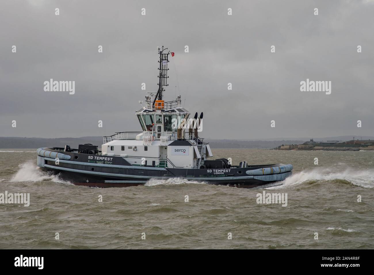 Rough seas boat hi-res stock photography and images - Alamy